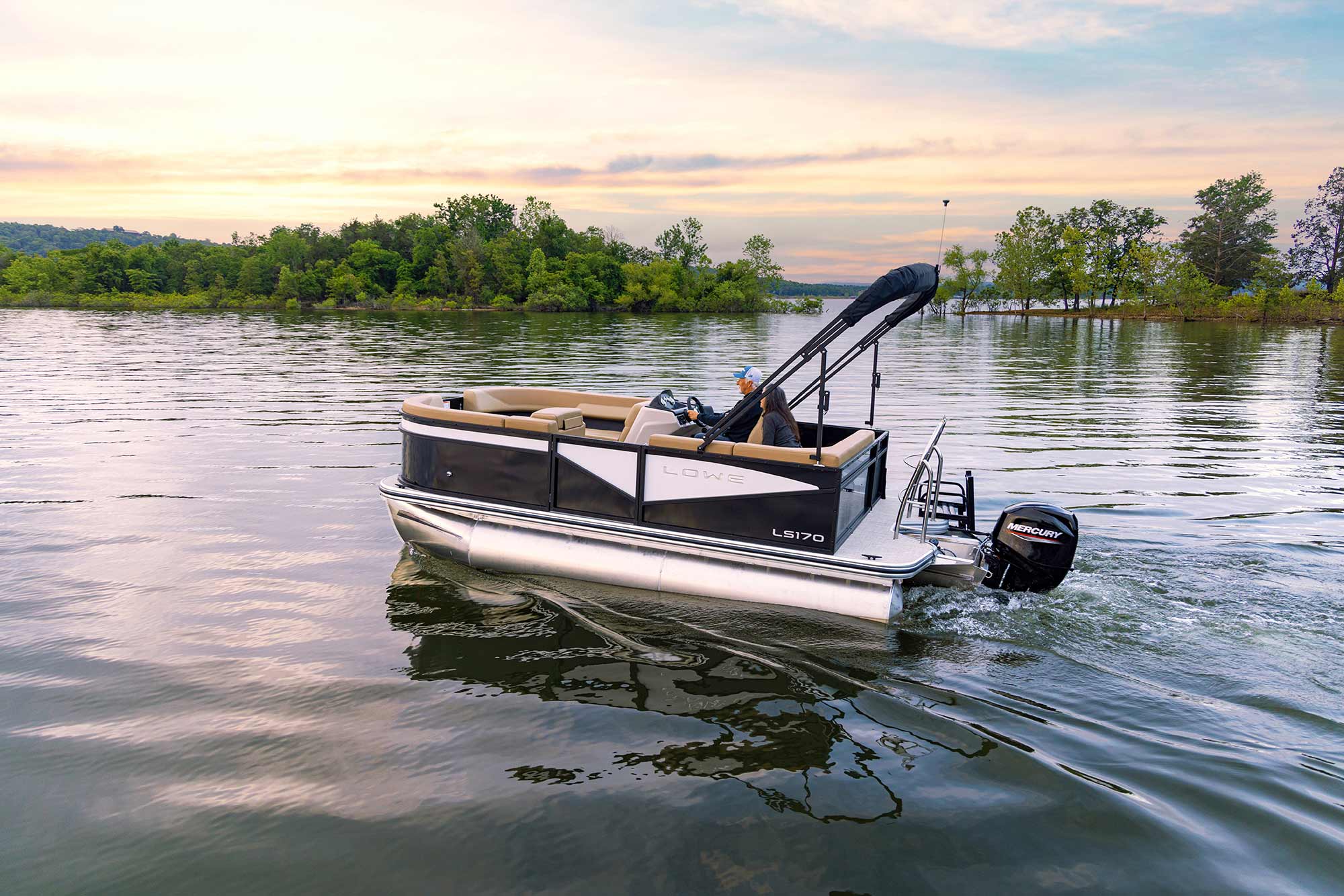 Lowe LS Pontoons: Affordable New Pontoon Boats | Lowe Boats