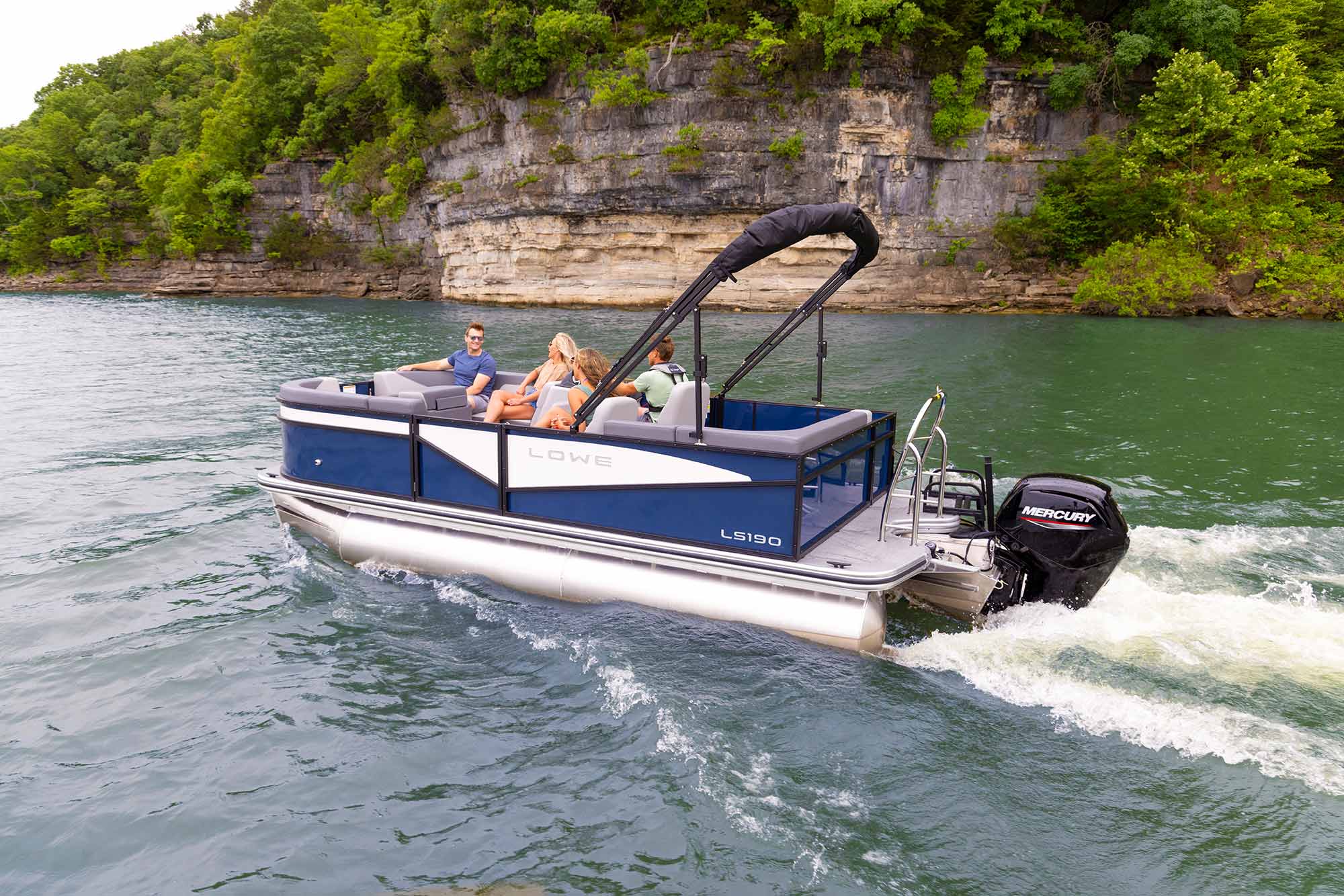 Lowe LS 190 | 19 foot Pontoon Boat | Lowe Boats